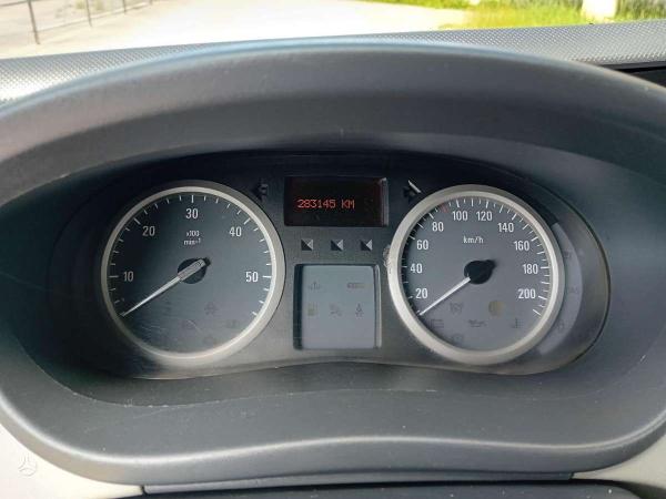 Zils Opel Vivaro 2010 Marijampole, ar dzinēja tilpumu 2.00 L un nobraukumu 280 tūkst. km par 5600 €, foto 8 vietnē AUTOMOTO.COM.LV