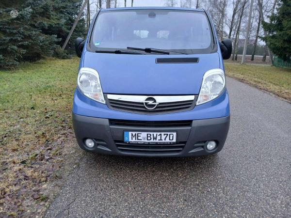 Blue Opel Vivaro 2014 in Utena, with an engine capacity of 2.00 L and mileage of 238 thousand km for 8800 €, photo 7 on AUTOMOTO.COM.LV