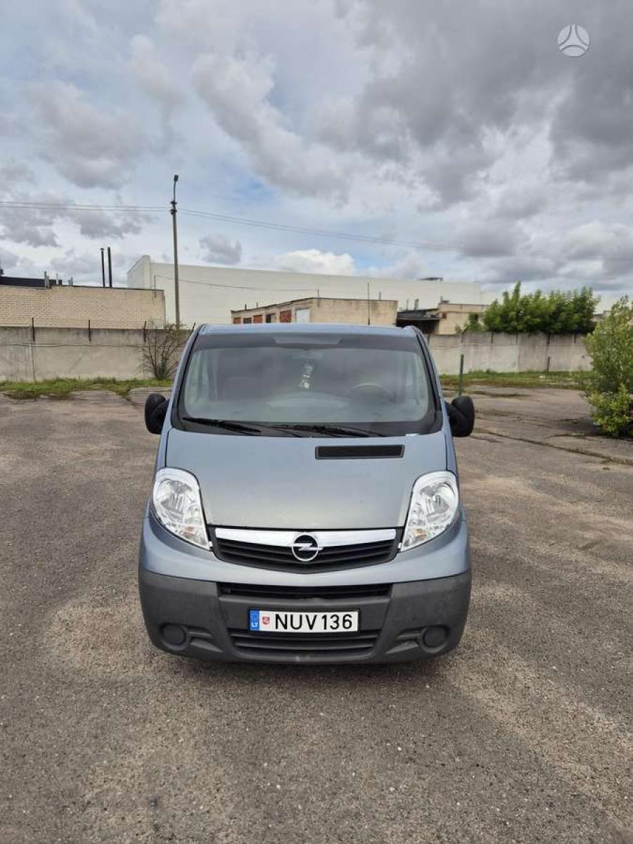 Blue Opel Vivaro 2014 in Mazeikiai, with an engine capacity of 2.00 L and mileage of 430 thousand km for 7650 €, photo 3 on AUTOMOTO.COM.LV