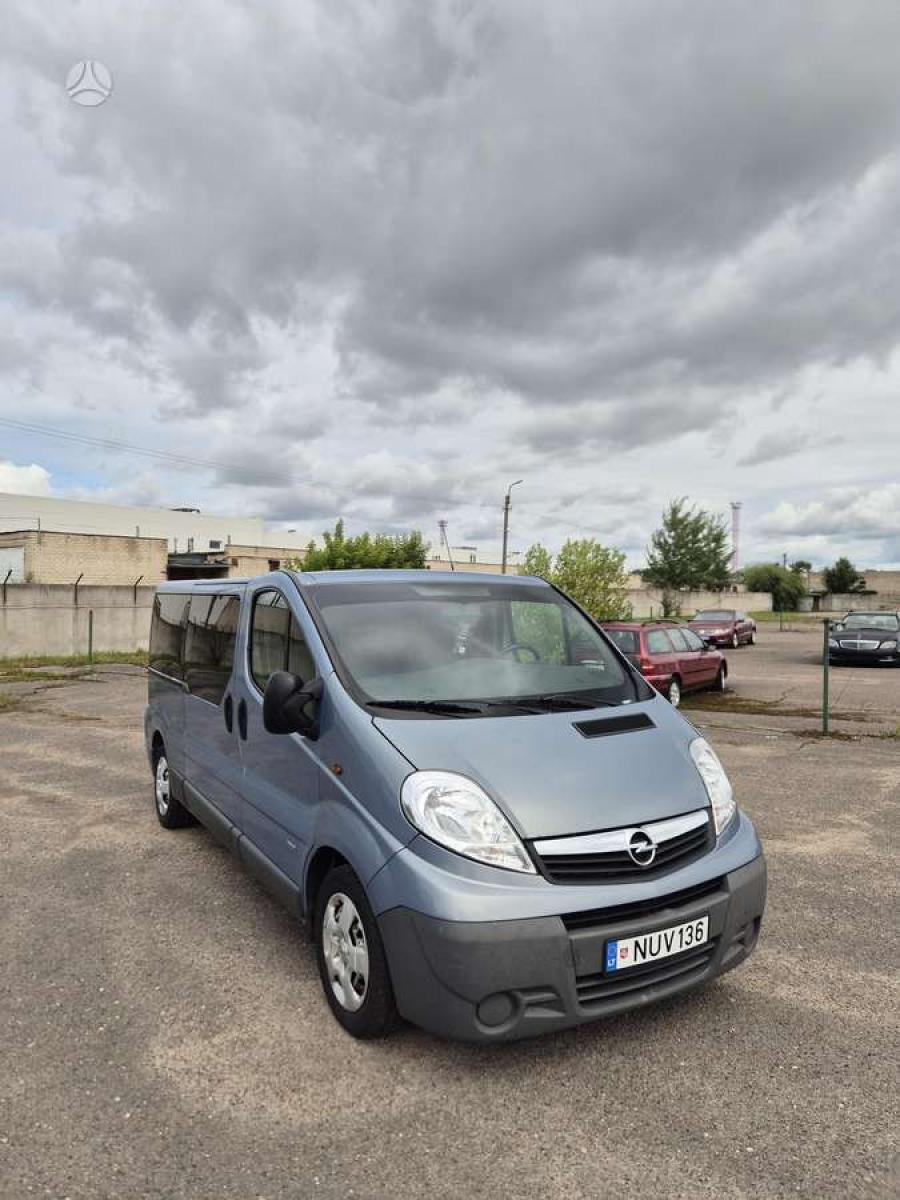 Blue Opel Vivaro 2014 in Mazeikiai, with an engine capacity of 2.00 L and mileage of 430 thousand km for 7650 €, photo 4 on AUTOMOTO.COM.LV