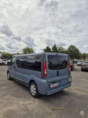Blue Opel Vivaro 2014 in Mazeikiai, with an engine capacity of 2.00 L and mileage of 430 thousand km for 7650 €, photo 7 on AUTOMOTO.COM.LV