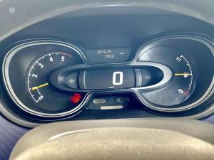 Blue Opel Vivaro 2016 in Raseiniai, with an engine capacity of 1.60 L and mileage of 354 thousand km for 3750 €, photo 34 on AUTOMOTO.COM.LV
