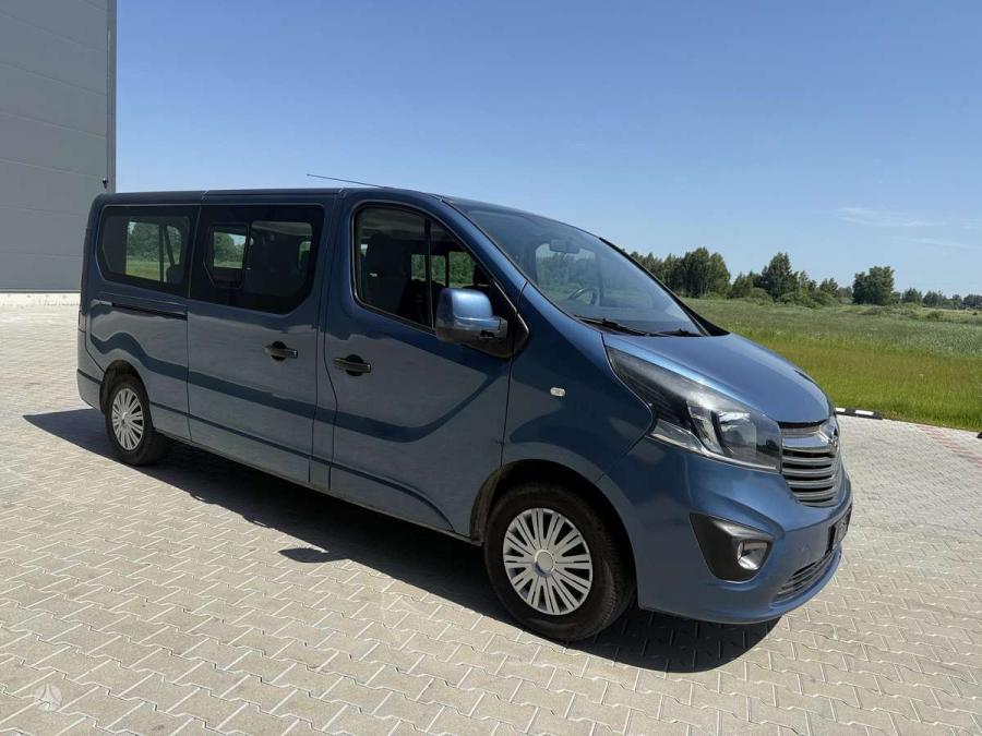 Zils Opel Vivaro 2017 Šauļi, ar dzinēja tilpumu 1.60 L un nobraukumu 340 tūkst. km par 9900 €, foto 4 vietnē AUTOMOTO.COM.LV