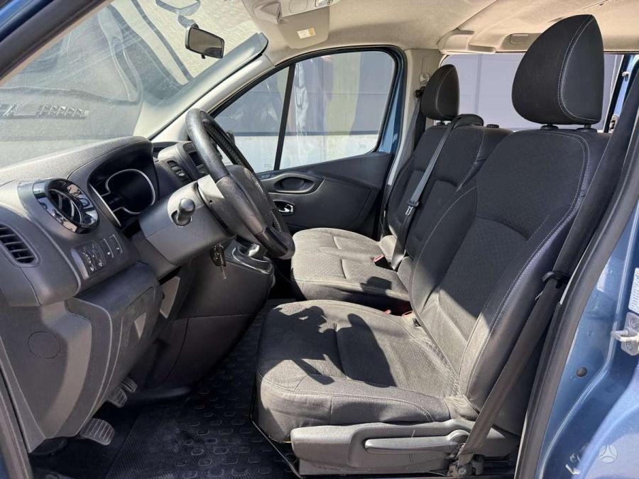 Zils Opel Vivaro 2017 Šauļi, ar dzinēja tilpumu 1.60 L un nobraukumu 340 tūkst. km par 9900 €, foto 15 vietnē AUTOMOTO.COM.LV