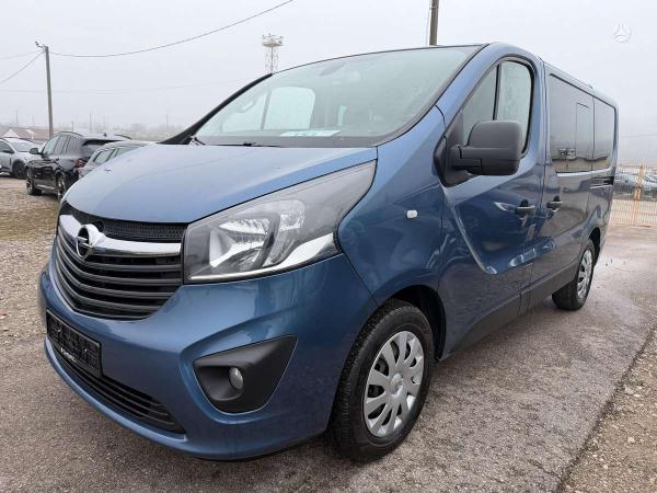 Blue Opel Vivaro 2019 in Vilnius, with an engine capacity of 1.60 L and mileage of 212 thousand km for 14500 €, photo 1 on AUTOMOTO.COM.LV