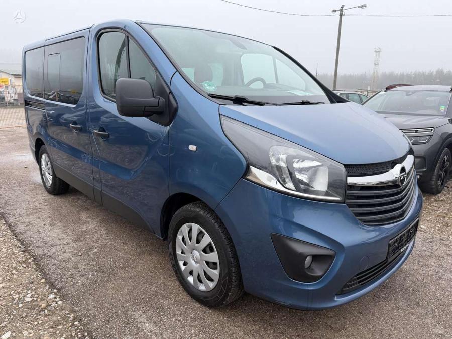 Zils Opel Vivaro 2019 Viļņa, ar dzinēja tilpumu 1.60 L un nobraukumu 212 tūkst. km par 14500 €, foto 2 vietnē AUTOMOTO.COM.LV