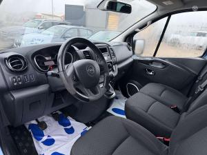 Zils Opel Vivaro 2019 Viļņa, ar dzinēja tilpumu 1.60 L un nobraukumu 212 tūkst. km par 14500 €, foto 12 vietnē AUTOMOTO.COM.LV