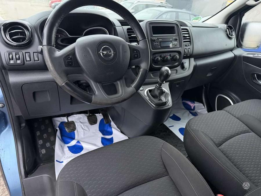 Zils Opel Vivaro 2019 Viļņa, ar dzinēja tilpumu 1.60 L un nobraukumu 212 tūkst. km par 14500 €, foto 14 vietnē AUTOMOTO.COM.LV