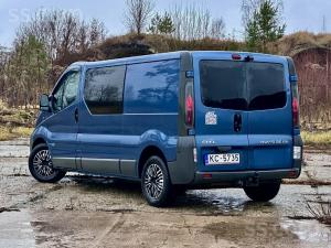 Zils Opel Vivaro 2003 Tukums, ar dzinēja tilpumu 2.50 L un nobraukumu 366 tūkst. km par 4300 €, foto 5 vietnē AUTOMOTO.COM.LV