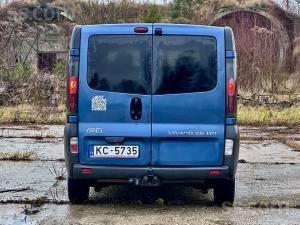Zils Opel Vivaro 2003 Tukums, ar dzinēja tilpumu 2.50 L un nobraukumu 366 tūkst. km par 4300 €, foto 6 vietnē AUTOMOTO.COM.LV