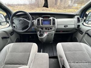Zils Opel Vivaro 2003 Tukums, ar dzinēja tilpumu 2.50 L un nobraukumu 366 tūkst. km par 4300 €, foto 11 vietnē AUTOMOTO.COM.LV