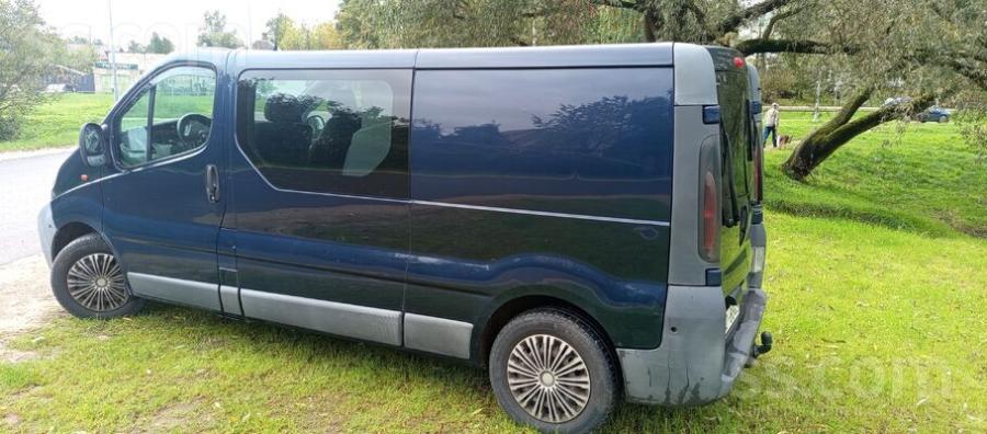 Zils Opel Vivaro 2003 Daugavpils, ar dzinēja tilpumu 1.90 L un nobraukumu 0 tūkst. km par 3750 €, foto 6 vietnē AUTOMOTO.COM.LV