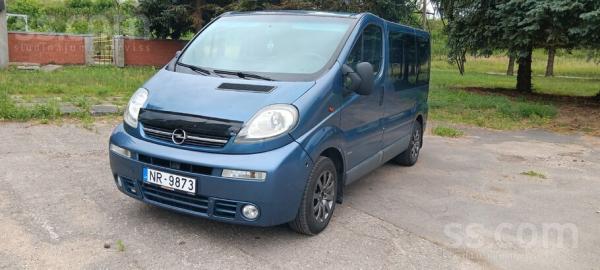 Zils Opel Vivaro 2004 Jelgava, ar dzinēja tilpumu 2.50 L un nobraukumu 0 tūkst. km par 3000 €, foto 1 vietnē AUTOMOTO.COM.LV