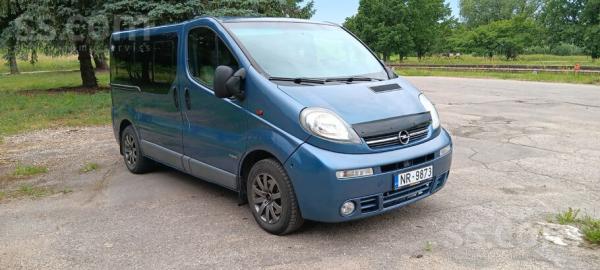 Zils Opel Vivaro 2004 Jelgava, ar dzinēja tilpumu 2.50 L un nobraukumu 0 tūkst. km par 3000 €, foto 2 vietnē AUTOMOTO.COM.LV