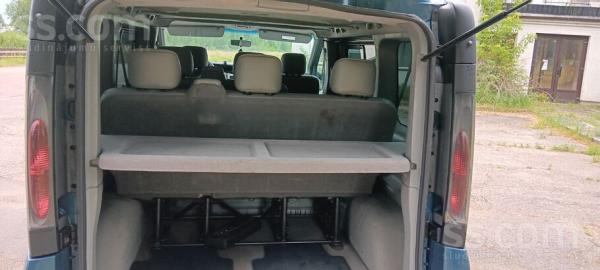 Zils Opel Vivaro 2004 Jelgava, ar dzinēja tilpumu 2.50 L un nobraukumu 0 tūkst. km par 3000 €, foto 9 vietnē AUTOMOTO.COM.LV