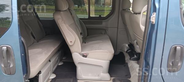 Zils Opel Vivaro 2004 Jelgava, ar dzinēja tilpumu 2.50 L un nobraukumu 0 tūkst. km par 3000 €, foto 10 vietnē AUTOMOTO.COM.LV