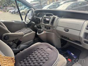 Blue Opel Vivaro 2004 in Riga, with an engine capacity of 2.50 L and mileage of 527 thousand km for 4750 €, photo 8 on AUTOMOTO.COM.LV