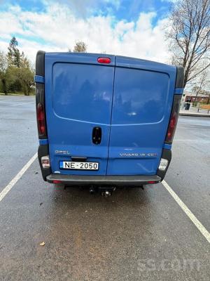 Zils Opel Vivaro 2004 Madona, ar dzinēja tilpumu 1.90 L un nobraukumu 334 tūkst. km par 3400 €, foto 6 vietnē AUTOMOTO.COM.LV