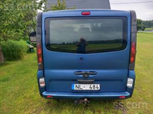 Zils Opel Vivaro 2005 Jēkabpils, ar dzinēja tilpumu 2.50 L un nobraukumu 300 tūkst. km par 5000 €, foto 3 vietnē AUTOMOTO.COM.LV