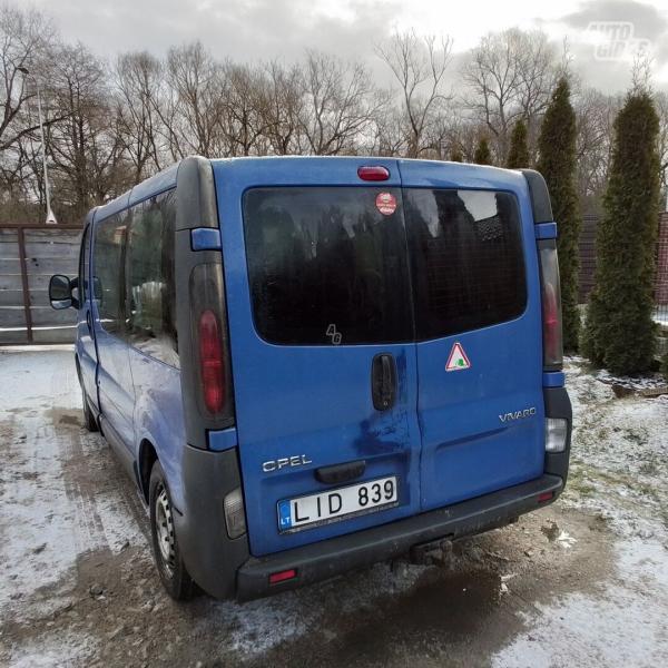 Zils Opel Vivaro 2005 Kauņa, ar dzinēja tilpumu 2.50 L un nobraukumu 355 tūkst. km par 2500 €, foto 4 vietnē AUTOMOTO.COM.LV