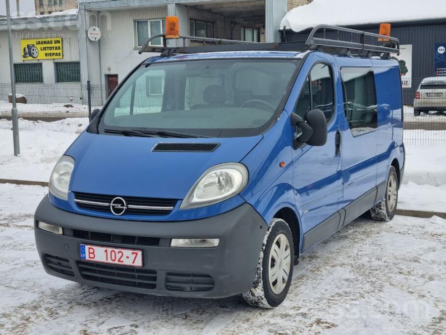 Zils Opel Vivaro 2005 Ogre, ar dzinēja tilpumu 2.50 L un nobraukumu 304 tūkst. km par 5350 €, foto 1 vietnē AUTOMOTO.COM.LV