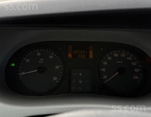 Синий Опель Виваро 2005 в Лиепая, объемом двигателя 1.90 л и пробегом 397 тыс. км за 3800 €, фото 11 на AUTOMOTO.COM.LV