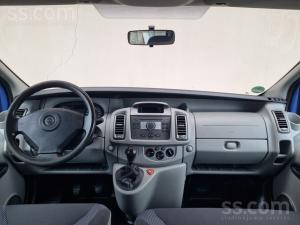 Blue Opel Vivaro 2006 in Ogre, with an engine capacity of 2.50 L and mileage of 176 thousand km for 6650 €, photo 15 on AUTOMOTO.COM.LV
