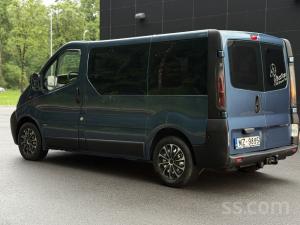 Blue Opel Vivaro 2006 in Jelgava, with an engine capacity of 1.90 L and mileage of 379 thousand km for 4000 €, photo 5 on AUTOMOTO.COM.LV