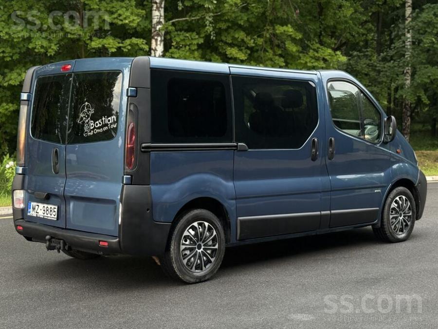Blue Opel Vivaro 2006 in Jelgava, with an engine capacity of 1.90 L and mileage of 379 thousand km for 4000 €, photo 6 on AUTOMOTO.COM.LV