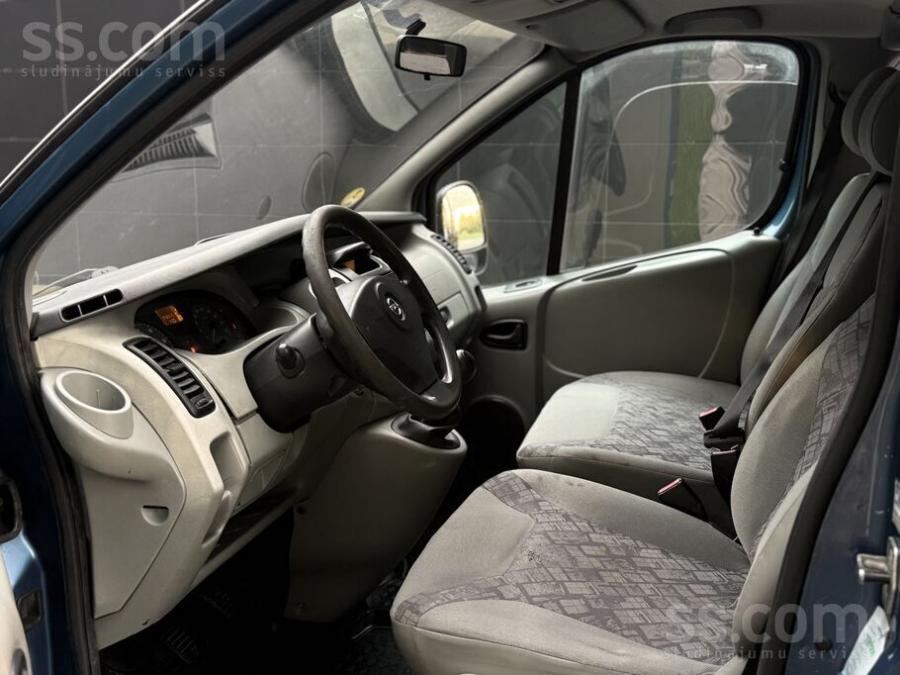Blue Opel Vivaro 2006 in Jelgava, with an engine capacity of 1.90 L and mileage of 379 thousand km for 4000 €, photo 11 on AUTOMOTO.COM.LV
