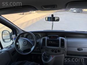 Zils Opel Vivaro 2006 Rīga, ar dzinēja tilpumu 2.50 L un nobraukumu 391 tūkst. km par 3000 €, foto 7 vietnē AUTOMOTO.COM.LV