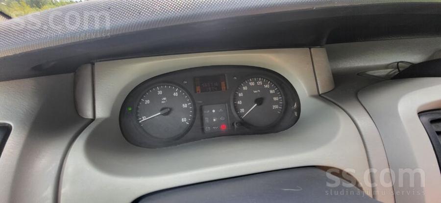 Zils Opel Vivaro 2006 Daugavpils, ar dzinēja tilpumu 1.90 L un nobraukumu 566 tūkst. km par 4100 €, foto 4 vietnē AUTOMOTO.COM.LV