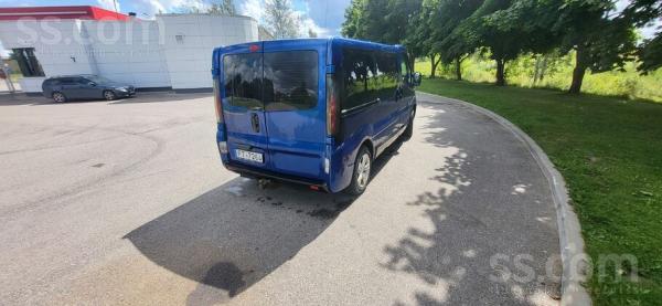 Blue Opel Vivaro 2006 in Daugavpils, with an engine capacity of 1.90 L and mileage of 566 thousand km for 4100 €, photo 6 on AUTOMOTO.COM.LV
