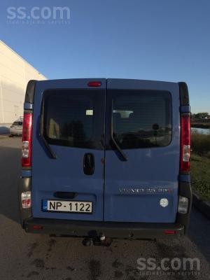 Blue Opel Vivaro 2007 in Ogre, with an engine capacity of 2.50 L and mileage of 237 thousand km for 3900 €, photo 4 on AUTOMOTO.COM.LV