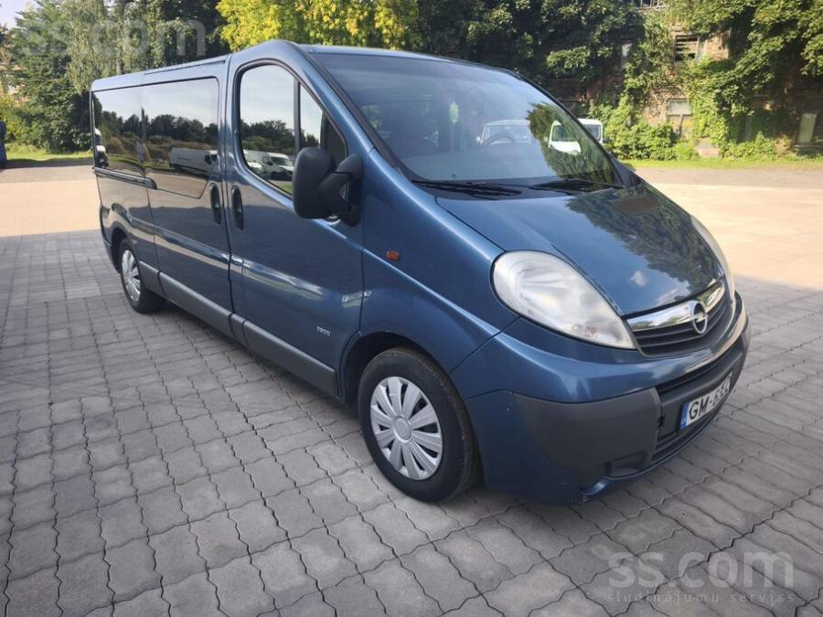 Blue Opel Vivaro 2007 in Riga, with an engine capacity of 2.00 L and mileage of 495 thousand km for 4200 €, photo 1 on AUTOMOTO.COM.LV