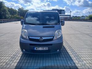 Blue Opel Vivaro 2007 in Riga, with an engine capacity of 2.00 L and mileage of 248 thousand km for 4800 €, photo 3 on AUTOMOTO.COM.LV