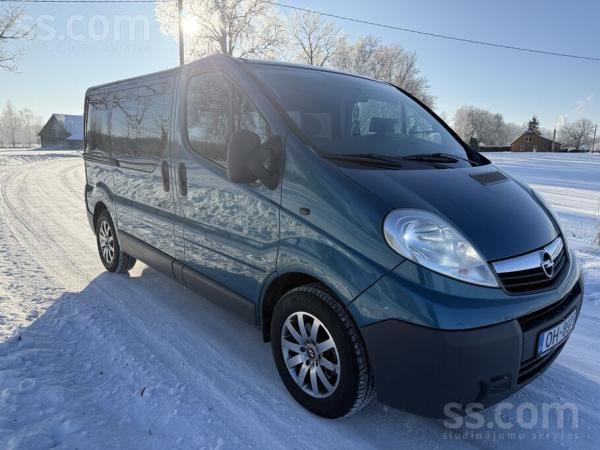 Blue Opel Vivaro 2008 in Gulbene, with an engine capacity of 2.00 L and mileage of 241 thousand km for 7300 €, photo 2 on AUTOMOTO.COM.LV