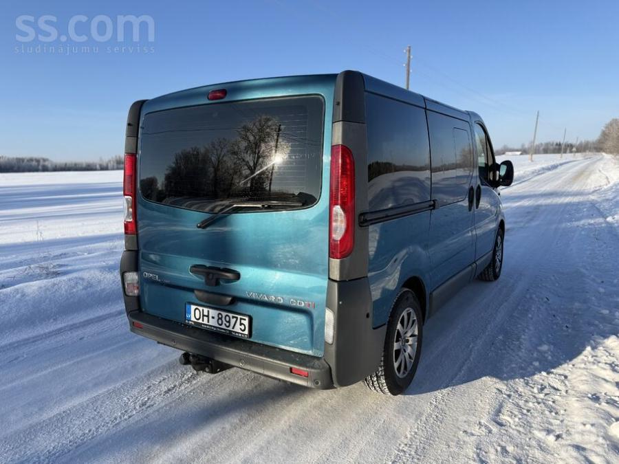 Blue Opel Vivaro 2008 in Gulbene, with an engine capacity of 2.00 L and mileage of 241 thousand km for 7300 €, photo 3 on AUTOMOTO.COM.LV