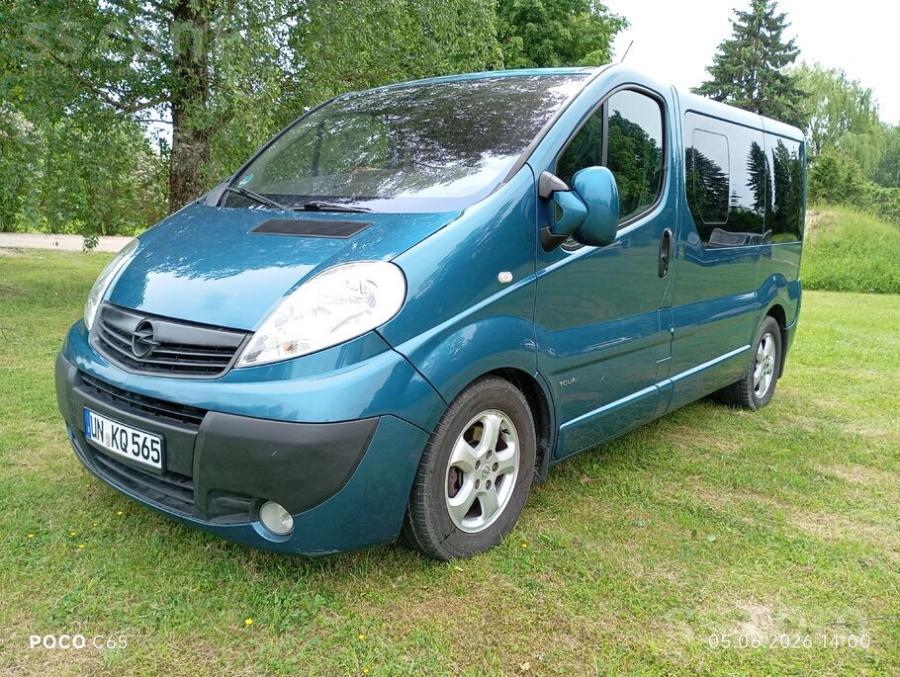 Zils Opel Vivaro 2008 Bauska, ar dzinēja tilpumu 2.50 L un nobraukumu 265 tūkst. km par 7500 €, foto 1 vietnē AUTOMOTO.COM.LV
