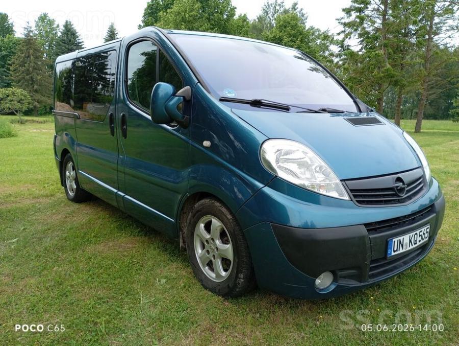 Zils Opel Vivaro 2008 Bauska, ar dzinēja tilpumu 2.50 L un nobraukumu 265 tūkst. km par 7500 €, foto 3 vietnē AUTOMOTO.COM.LV