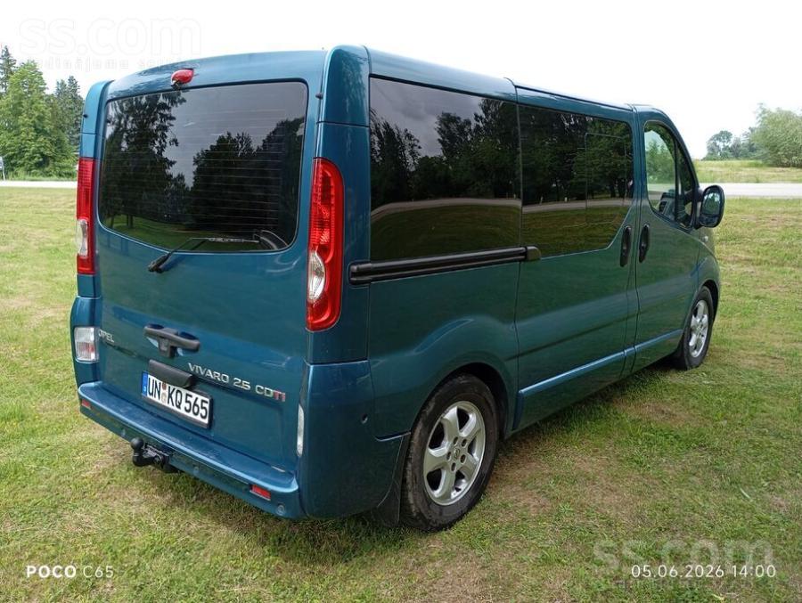 Zils Opel Vivaro 2008 Bauska, ar dzinēja tilpumu 2.50 L un nobraukumu 265 tūkst. km par 7500 €, foto 5 vietnē AUTOMOTO.COM.LV