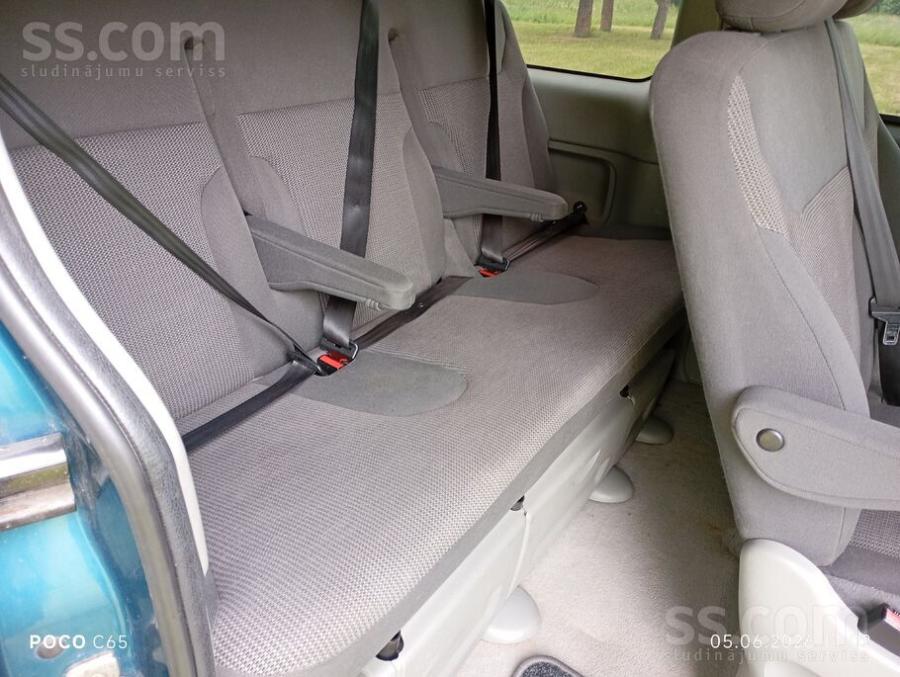 Zils Opel Vivaro 2008 Bauska, ar dzinēja tilpumu 2.50 L un nobraukumu 265 tūkst. km par 7500 €, foto 9 vietnē AUTOMOTO.COM.LV