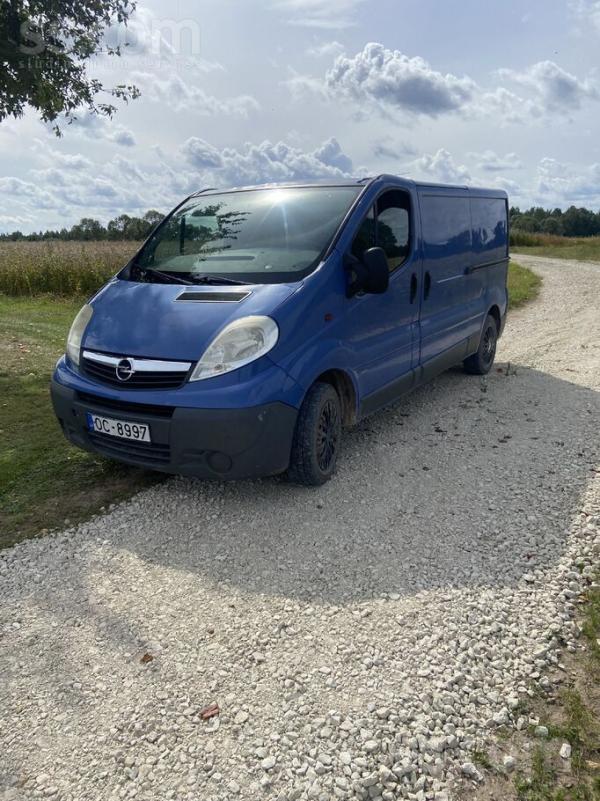 Opel Vivaro 2008 in Ludza on AUTOMOTO.COM.LV Blue Opel Vivaro 2008 in Ludza, with an engine capacity of 2.00 L and mileage of 378 thousand km for 2500 €, photo 5 on AUTOMOTO.COM.LV