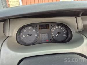 Zils Opel Vivaro 2009 Daugavpils, ar dzinēja tilpumu 2.00 L un nobraukumu 283 tūkst. km par 5950 €, foto 8 vietnē AUTOMOTO.COM.LV