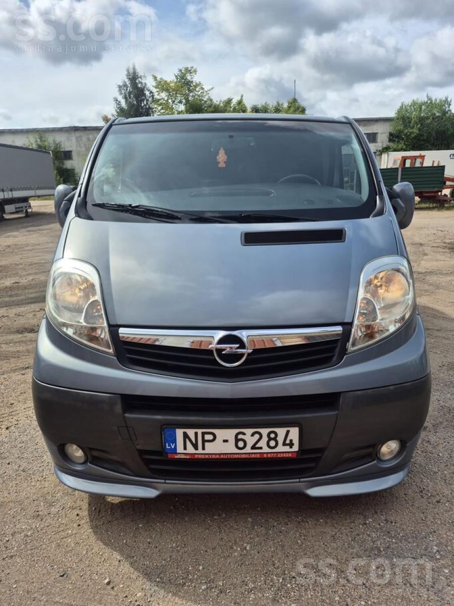 Zils Opel Vivaro 2009 Daugavpils, ar dzinēja tilpumu 2.00 L un nobraukumu 283 tūkst. km par 5950 €, foto 10 vietnē AUTOMOTO.COM.LV