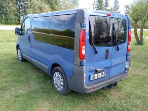 Blue Opel Vivaro 2010 in Bauska, with an engine capacity of 2.50 L and mileage of 211 thousand km for 7900 €, photo 4 on AUTOMOTO.COM.LV