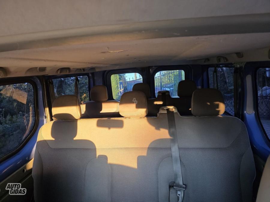 Blue Opel Vivaro 2011 in Kaunas, with an engine capacity of 2.50 L and mileage of 244 thousand km for 7799 €, photo 12 on AUTOMOTO.COM.LV