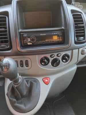 Blue Opel Vivaro 2011 in Kaunas, with an engine capacity of 2.50 L and mileage of 244 thousand km for 7799 €, photo 13 on AUTOMOTO.COM.LV