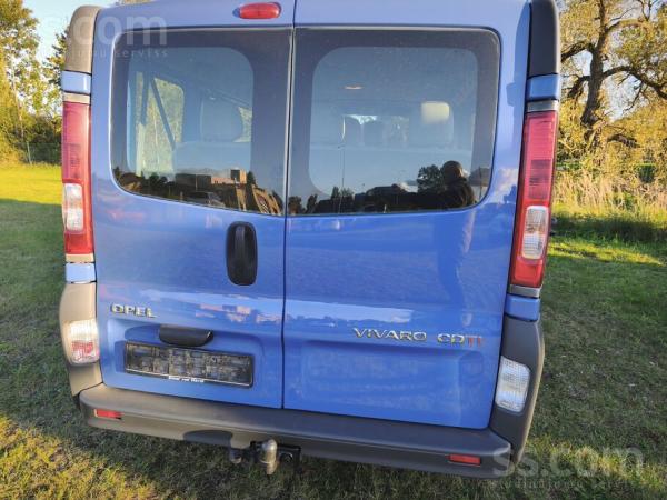Zils Opel Vivaro 2011 Kuldīga, ar dzinēja tilpumu 2.00 L un nobraukumu 225 tūkst. km par 8490 €, foto 9 vietnē AUTOMOTO.COM.LV