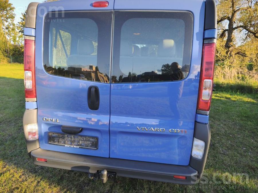 Zils Opel Vivaro 2011 Kuldīga, ar dzinēja tilpumu 2.00 L un nobraukumu 225 tūkst. km par 8490 €, foto 9 vietnē AUTOMOTO.COM.LV